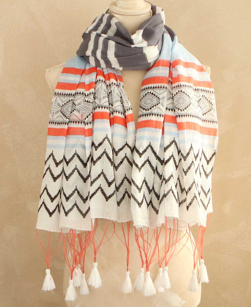 Modern Striped Tribal Scarf – Cultural Elements